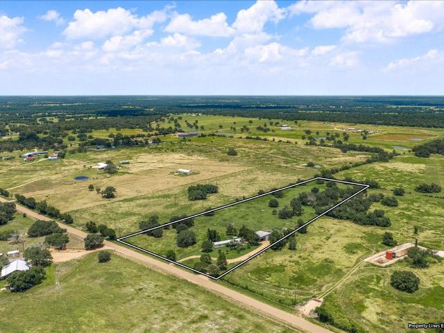7300 2 Goehring Rd, Ledbetter, TX 78946 | MLS #43547