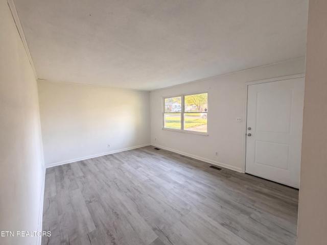 7301 Meadowbrook Circle