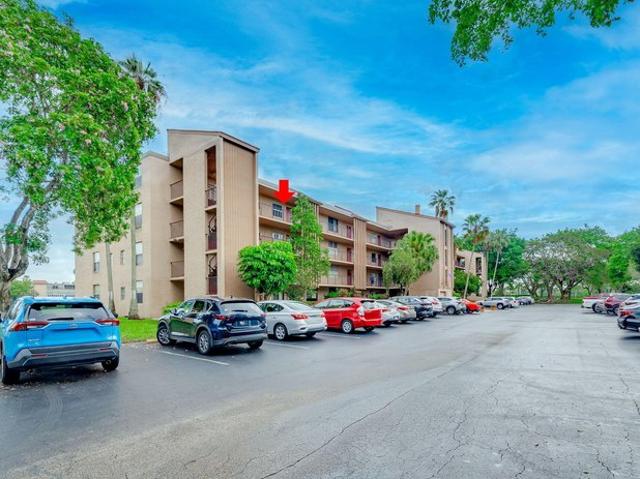 7301 NW 1st St Apt 402, Margate, FL 33063
