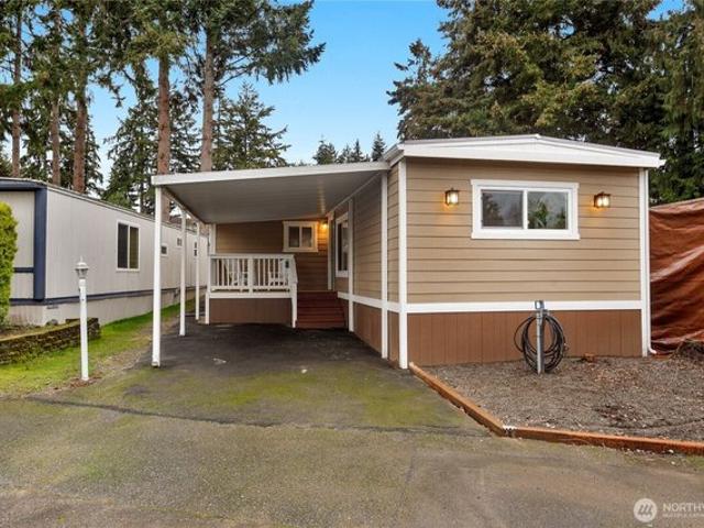 7301 NE 175th St Unit 209, Kenmore, WA 98028