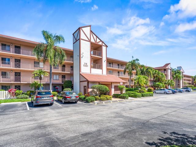 7301 Amberly Ln, Unit 304, Delray Beach, FL 33446 | MLS #B26007 | Compass
