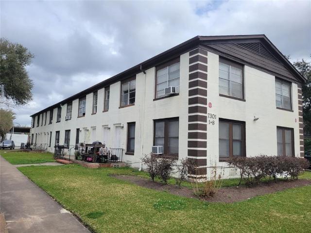 7301 Capitol St, Unit 4, Houston, TX 77011 | MLS #33046 | Compass