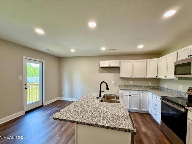 7302 Bonnie Marie Way 50
