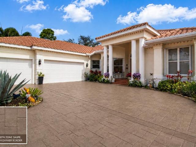 7302 Eaton Ct, University Park, FL 34201 | MLS #A4685