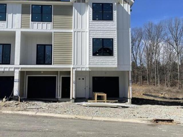 7302 Park Vue Dr, Crestwood, KY 40014