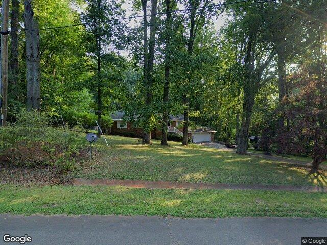7302 Stuart Cir, Warrenton, VA 20187