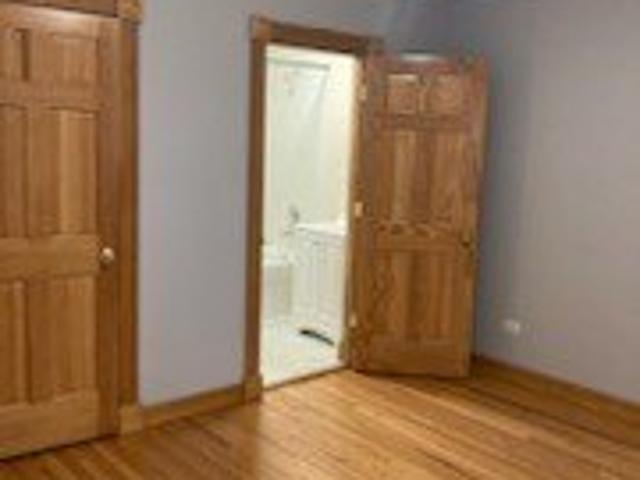 7303 N Wolcott Ave Apt 1, Chicago, IL 60626