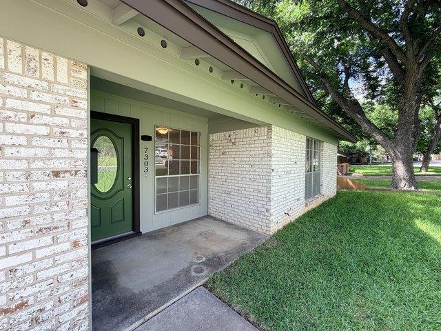 7303 Brookhollow Dr, Austin, TX 78752