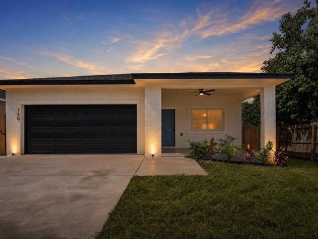730 8th Ave NE, Largo, FL 33770
