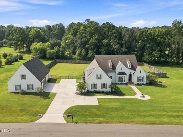 730 Cotton Creek Trl, Brandon, MS 39047