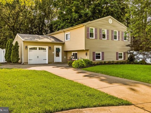 730 Chetwood Ct, West Deptford, NJ 08096