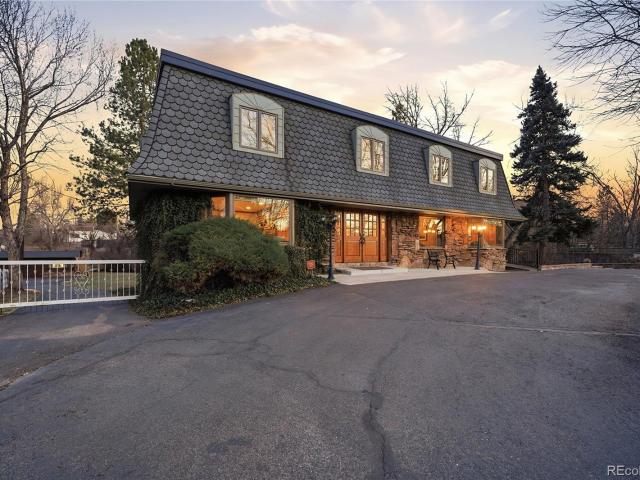 730 Crescent Lane