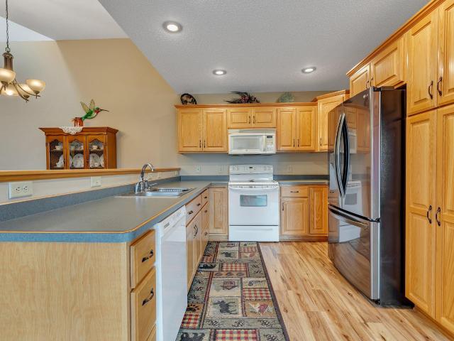 730 Alldon Park Dr, Paynesville, MN 56362 | MLS #6821 | Compass