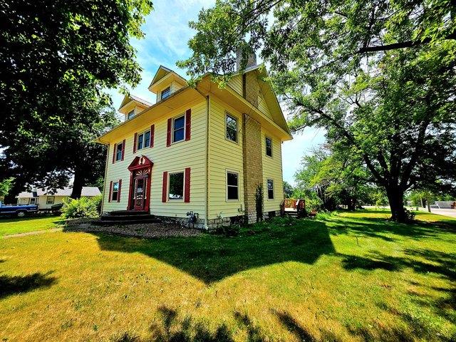 730 Grace Ave, Chariton, IA 50049