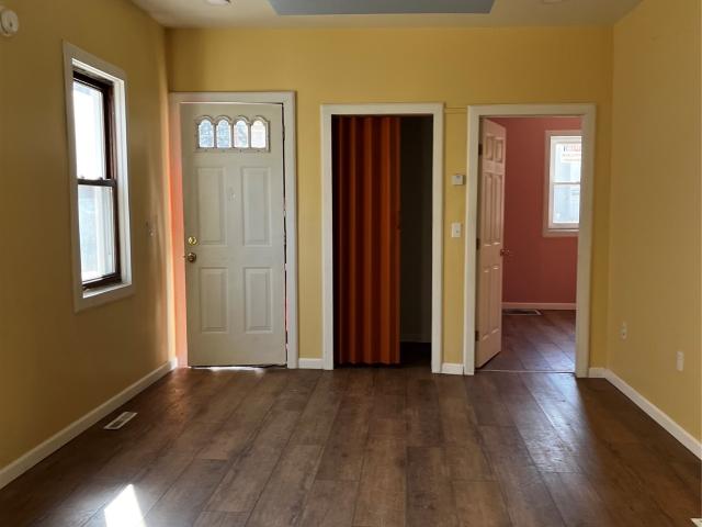 730 E 5TH Street