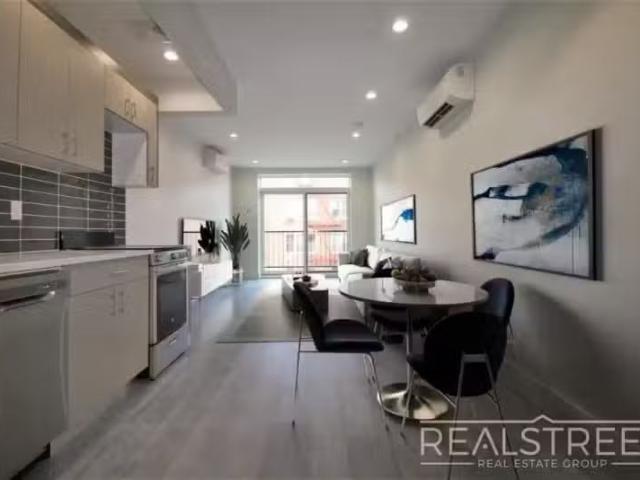 730 E. 32nd St, 5B, BROOKLYN, NY 11210