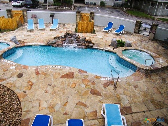 730 E Mather St Unit J203, New Braunfels, TX 78130