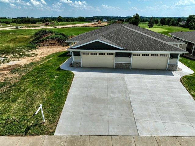 730 E Reinel St, Jefferson, WI 53549