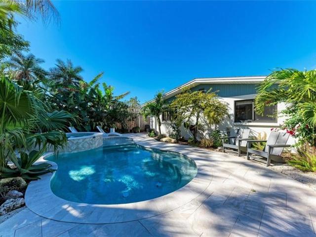 730 Fox St, Longboat Key, FL 34228