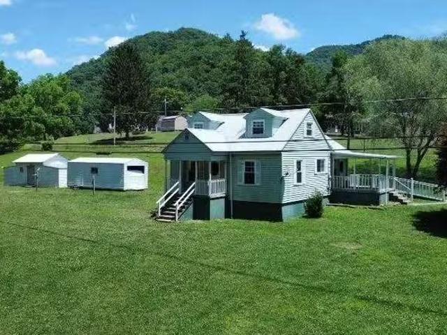 730 HORSE CREEK ROAD, NAOMA, WV 25140 648667330