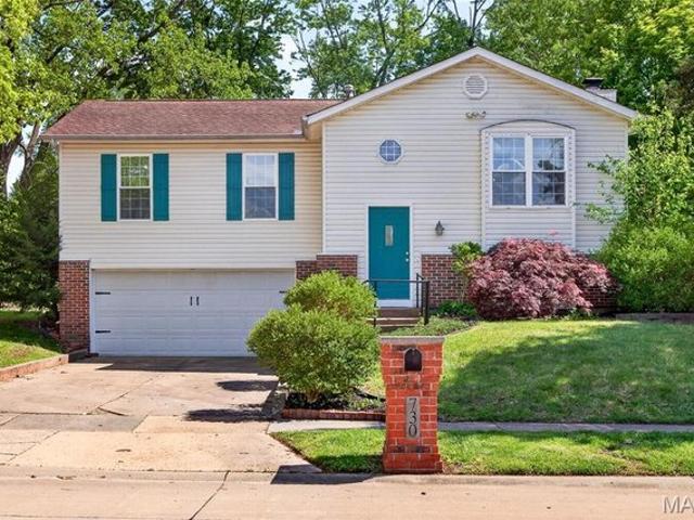 730 Millwood Dr, Saint Peters, MO 63376