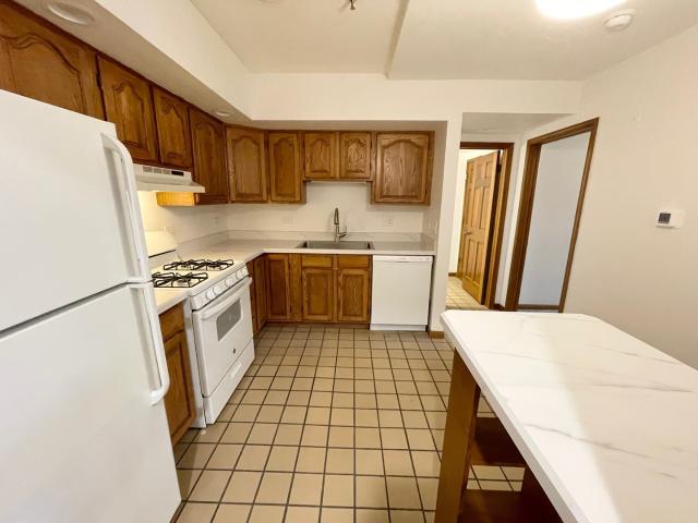 730 N Seminary Avenue # 1C