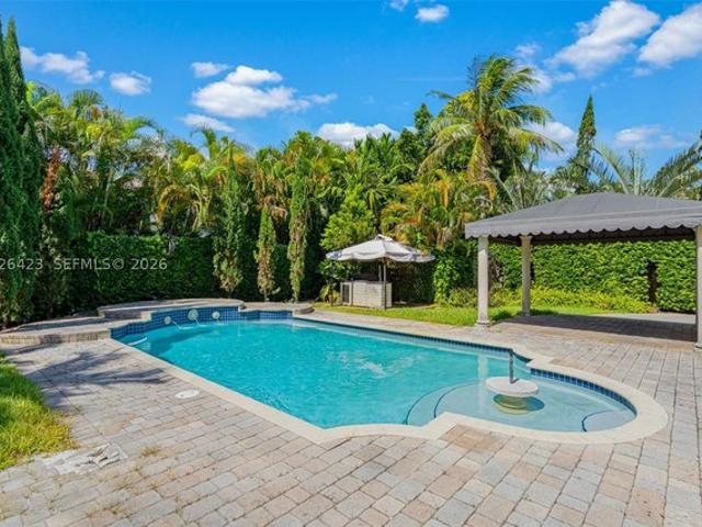 730 NE 116th St, Biscayne Park, FL 33161