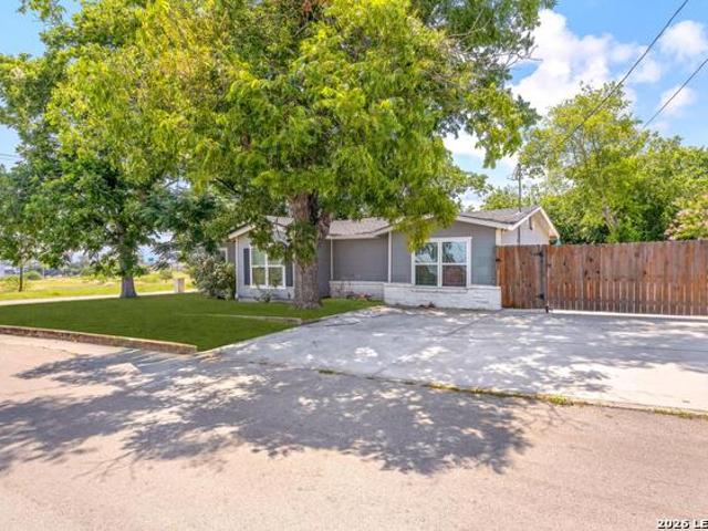 730 S Mesquite Ave