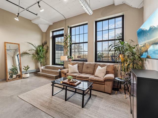 730 Stinson Boulevard # 222