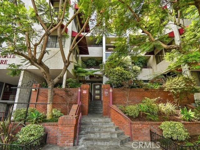 730 W 4th St, Long Beach, CA 90802