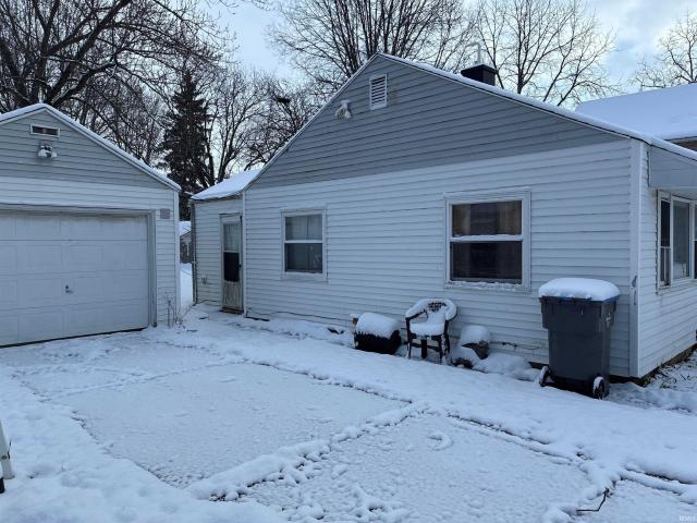 730 W Wolf Avenue