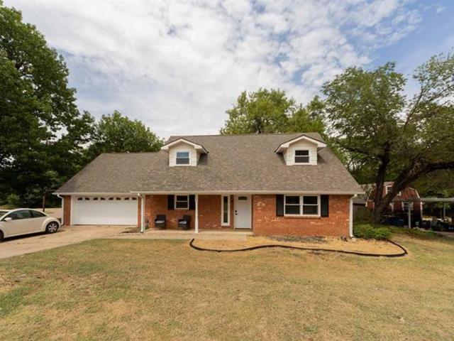730 W Lakeshore Dr, Stillwater, OK 74075
