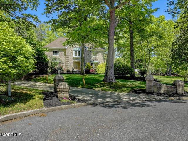 730 Woodchuck Lane