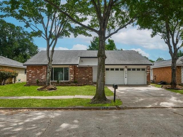 7314 Skylight Ln, Houston, TX 77095