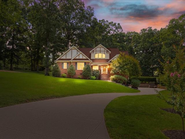 7315 McCormick Dr