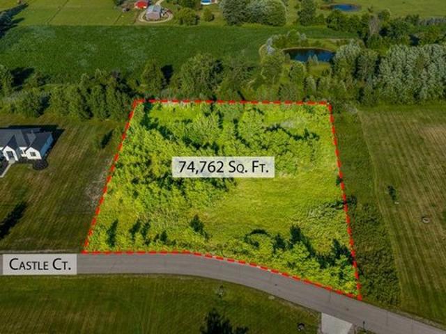 73160 Castle Ct, Armada Township, MI 48005