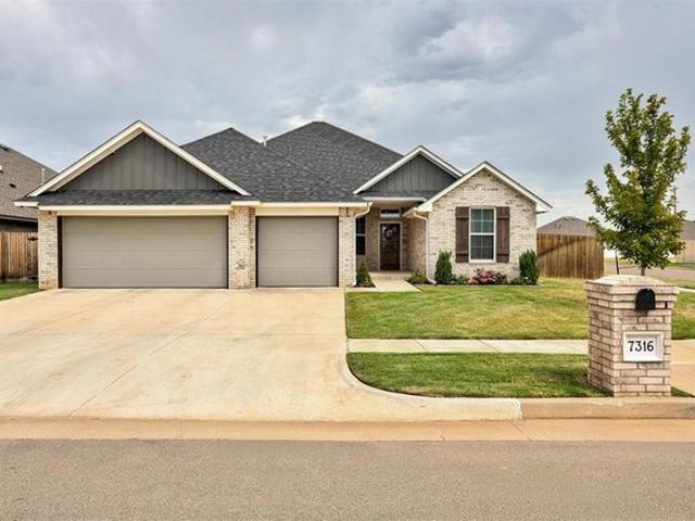 7316 Elaine St, Yukon, OK 73099