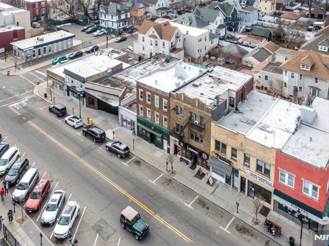 7317 Broadway