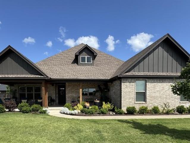 7317 Lake Point Cir, Benton, AR 72019