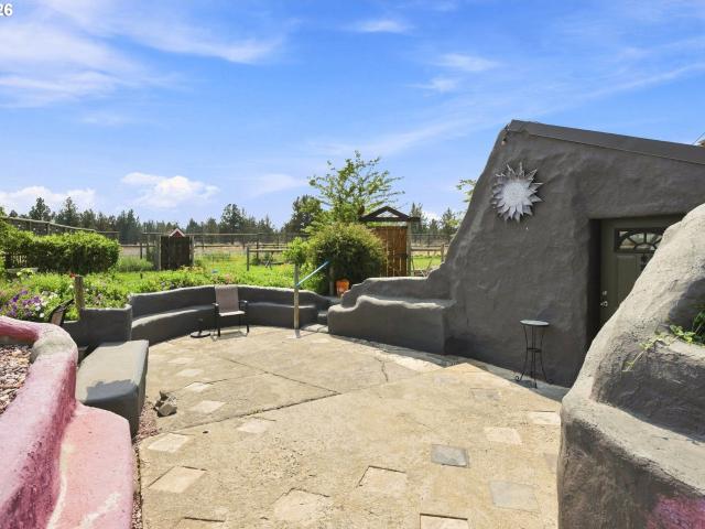 7317 sw sparrow dr