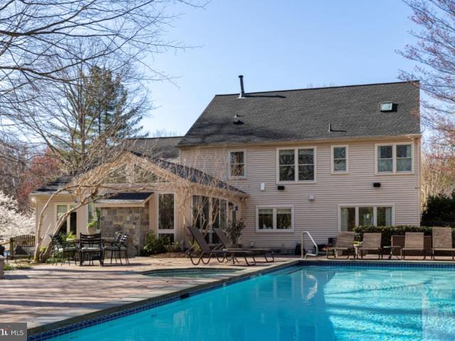7317 S View Ct, Fairfax Station, VA 22039 | MLS #VAFX2296 | Compass