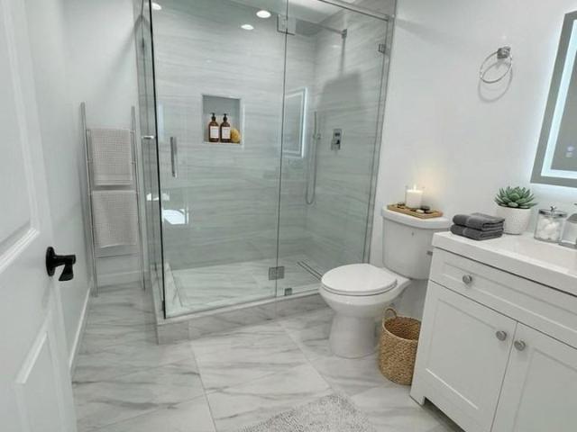7317 7321 Garden Grove Avenue 3 Bedroom Apartment for Rent at 7317 Garden Grove Ave, Los Angeles, CA 91335 Reseda