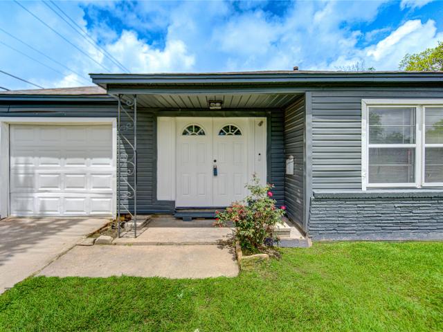 7318 Hummingbird Lane