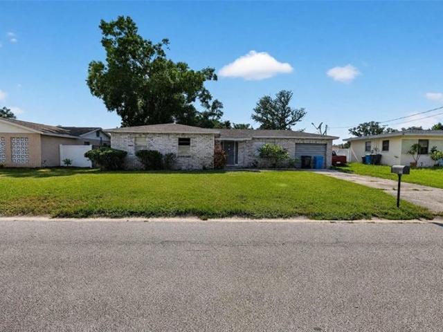 7318 Kingsbury Cir, Tampa, FL 33610