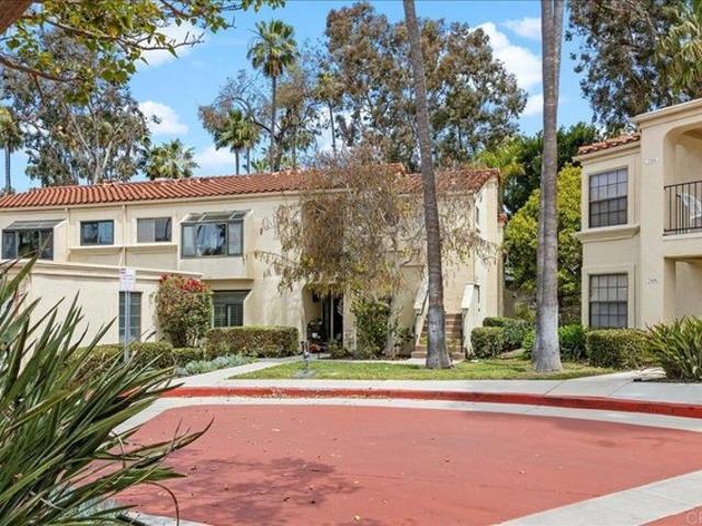 7319 Calle De Fuentes, Carlsbad, CA 92009