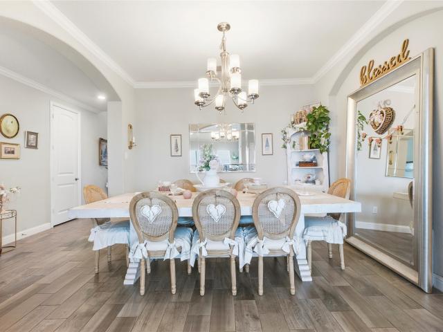 7319 Enchanted Island Lane