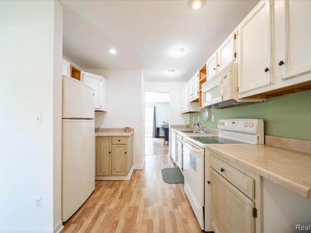 7310 Bluewater Drive # 116