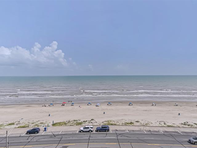 7310 Seawall Boulevard 807