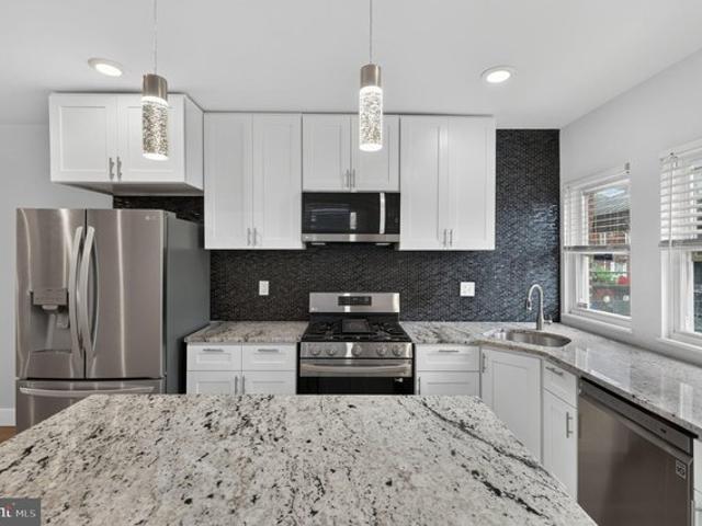 7311 N 21st St, Philadelphia, PA 19138