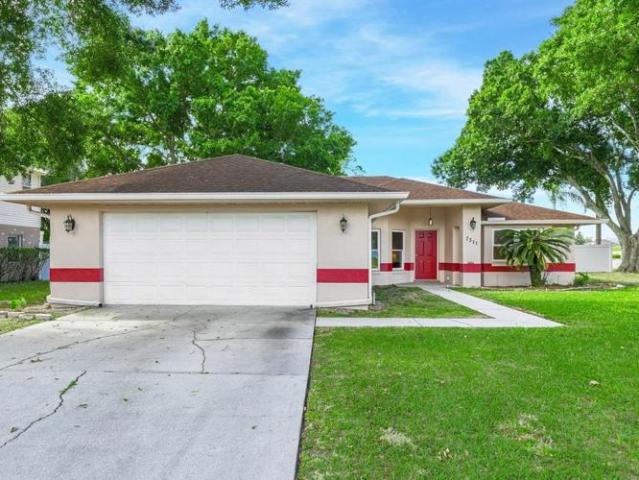 7311 Floral Cir E, Lakeland, FL 33810